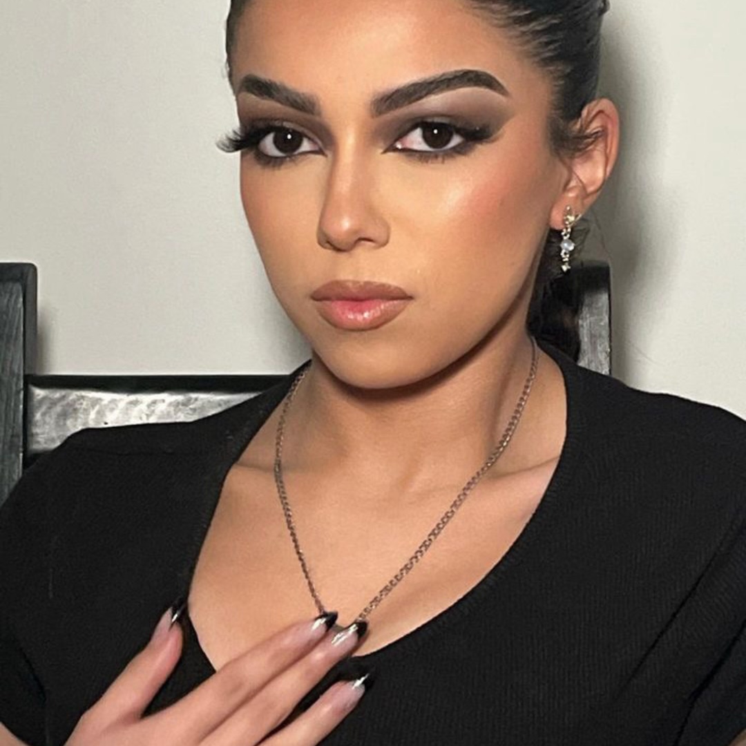 Become a Pro Makeup Artist – 100% Online | Get Certified!